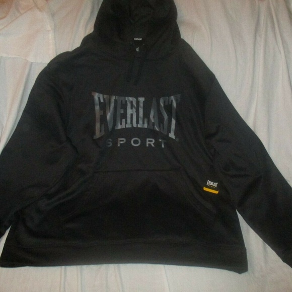 Everlast | Sweaters | Everlast Sport Young Mens Teens Sweatshirt Small ...